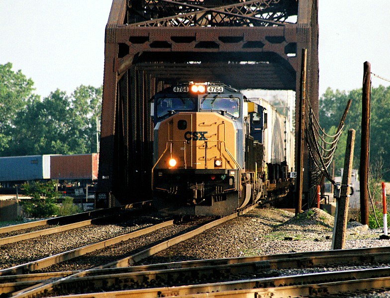 CSX 4764